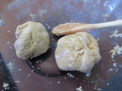 Green Goblin Dip with Skeleton Bone Crackers